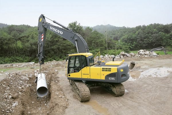 Tool Box Talk: Hydrolic Excavator lifting with slings