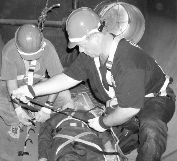 Photo of the day: Confined Space rescue - HSSE WORLD